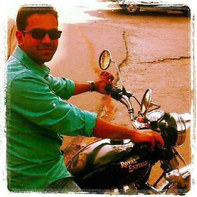 People following moiz virani