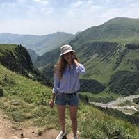 Mary Romanova – Medium