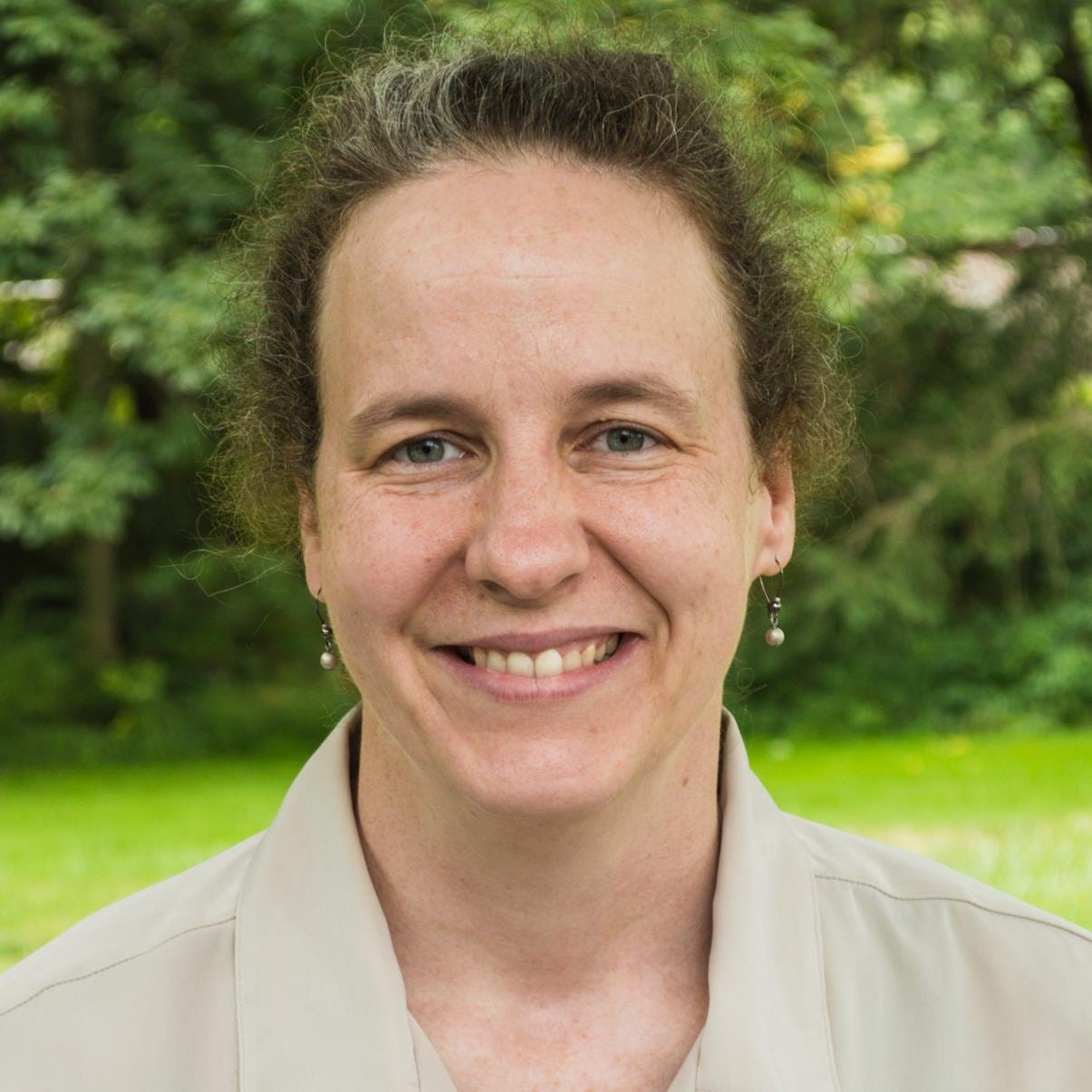 Lynn Carroll – Medium