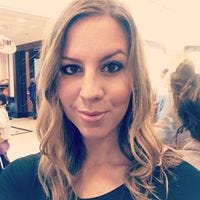 Anna Flora – Medium