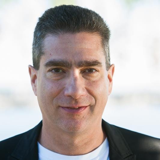 Bob Geller – Medium