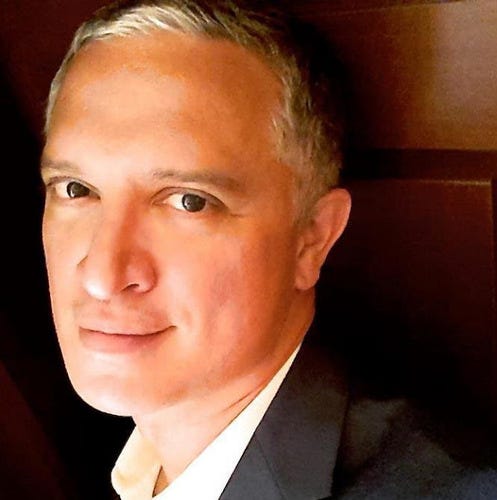 Karl Perron – Medium
