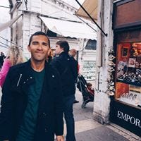 Andres Cambronero – Medium