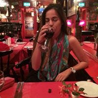 People following Anais Rodriguez
