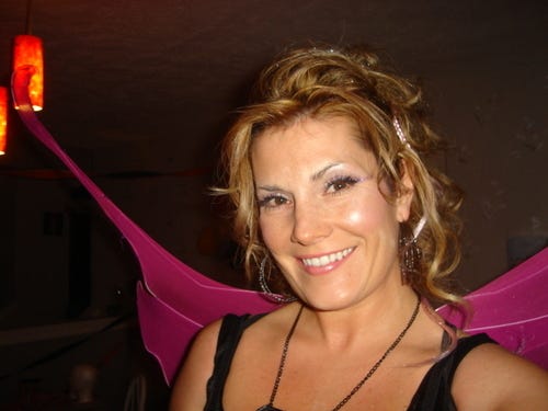 Wendi Helmick – Medium