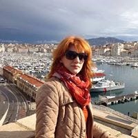 People following Adela Popa