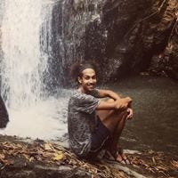 Ethan Swift – Medium