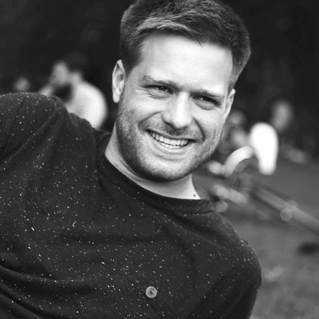 Adam Barr – Medium