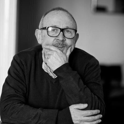 Neil Richards – Medium