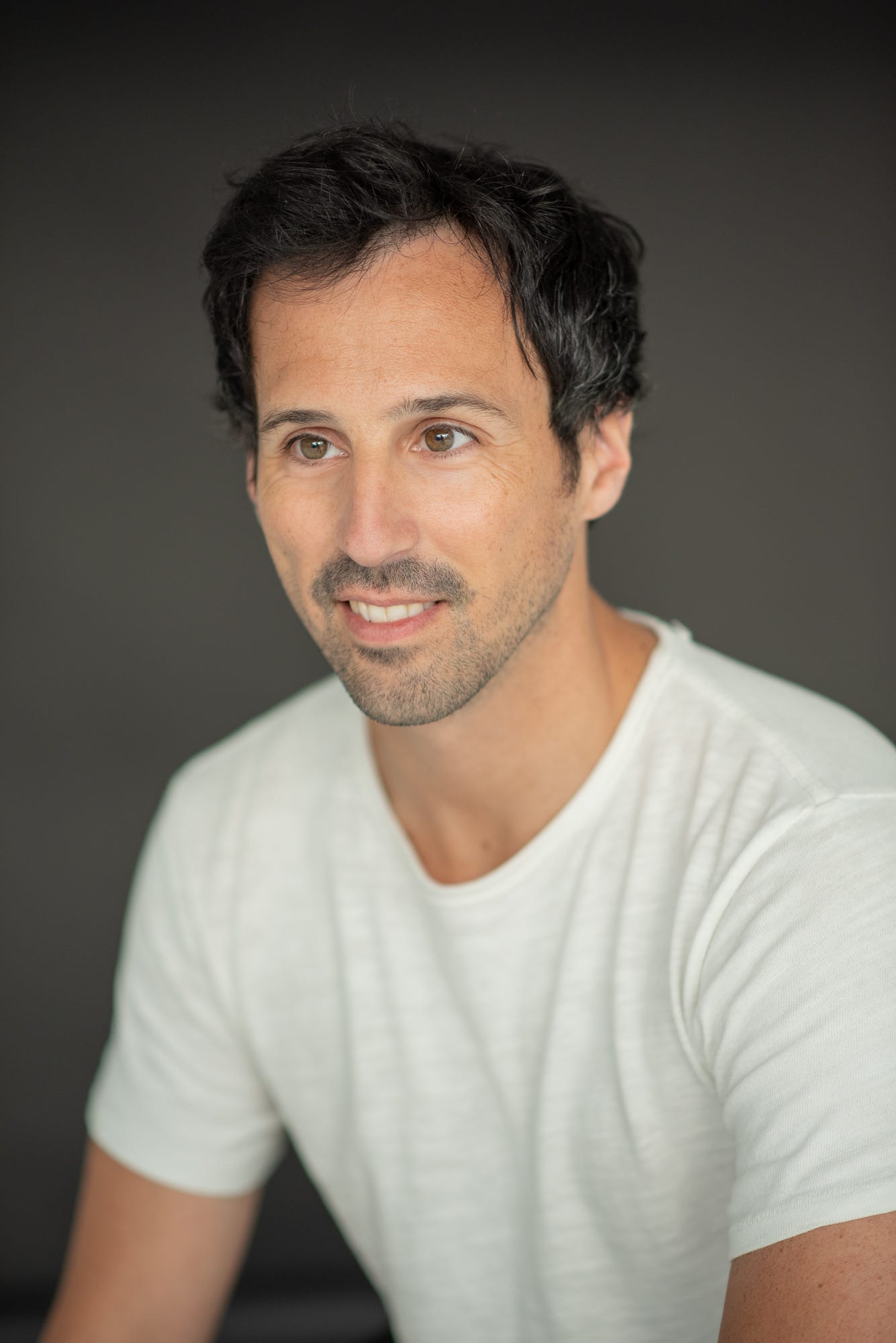 Joe Sabia – Medium