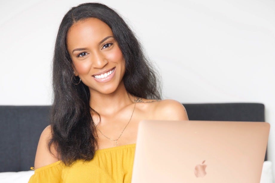 Jennaé Arnold – Medium