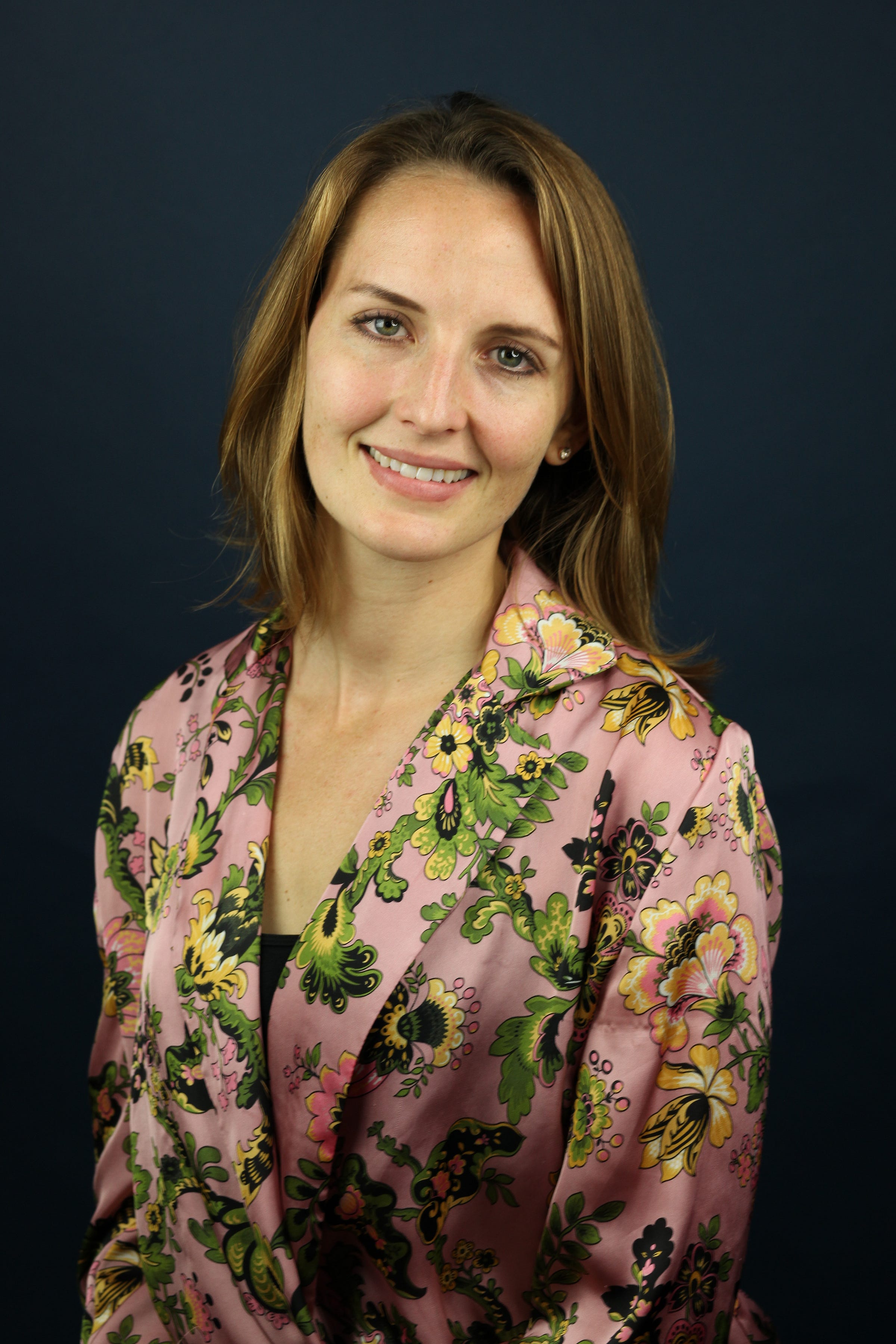 Lindsey Moore – Medium
