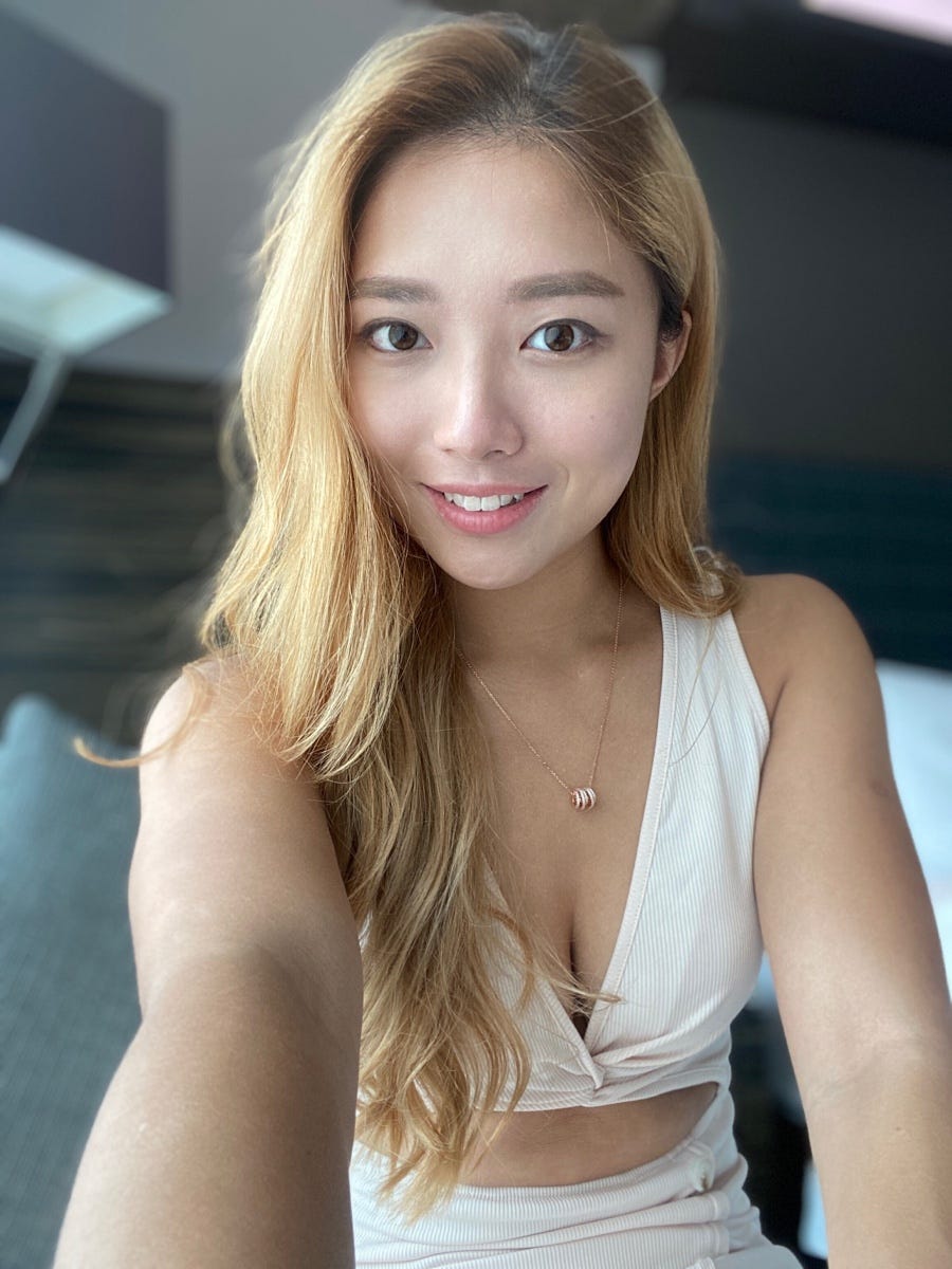 Joie Lee Yuk Chu – Medium