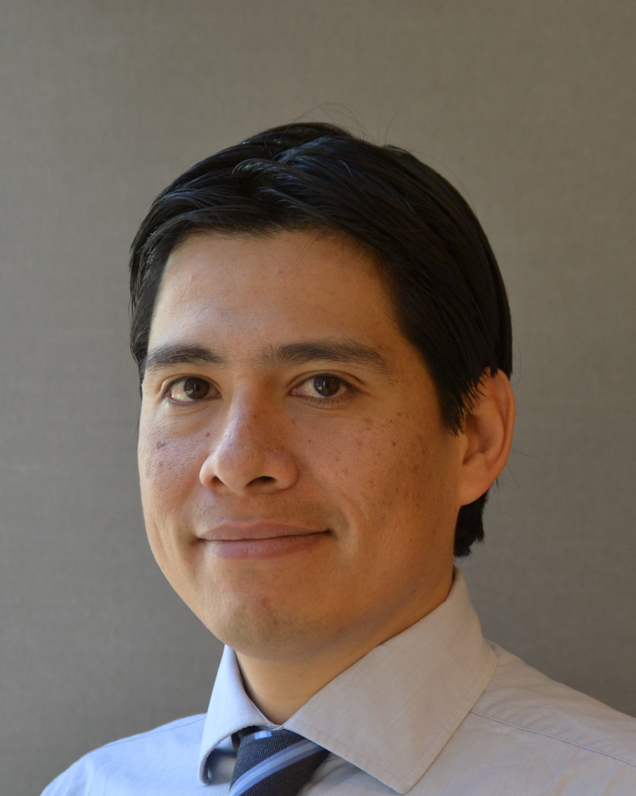 Alejandro Ortiz – Medium
