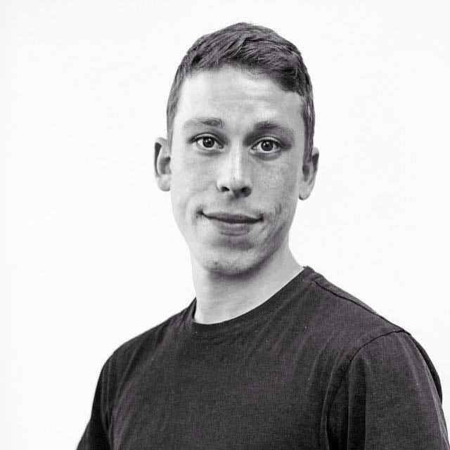 Lucas Frederic – Medium