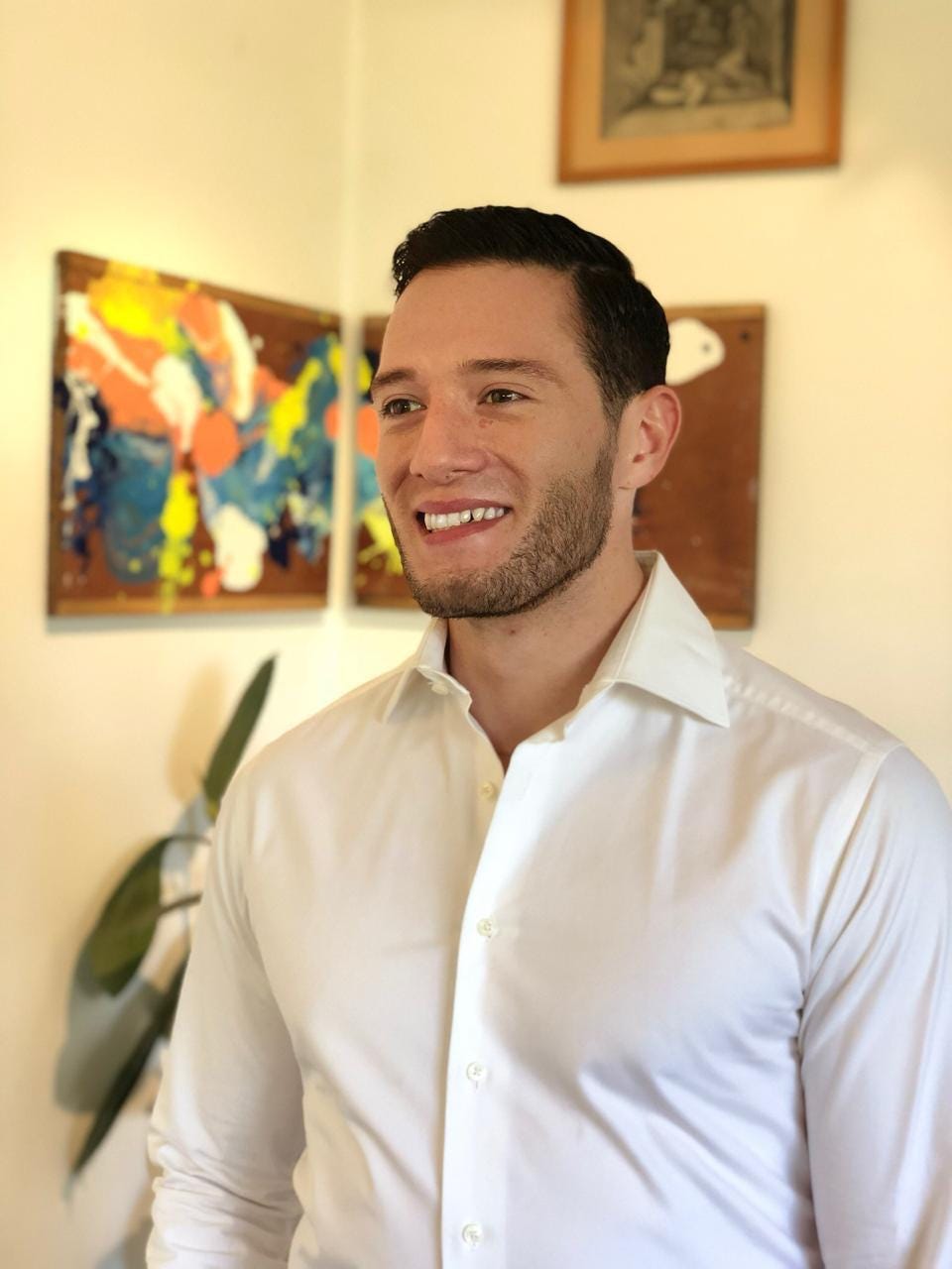 Hector Campos – Medium