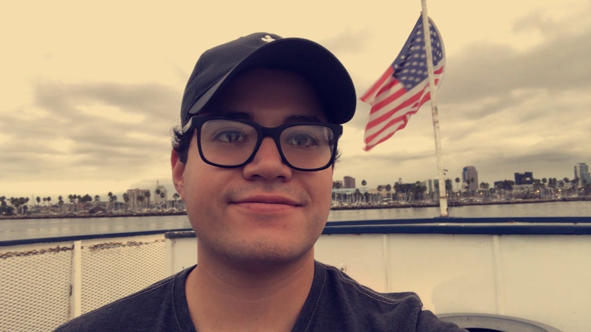 Mateo Estrada – Medium