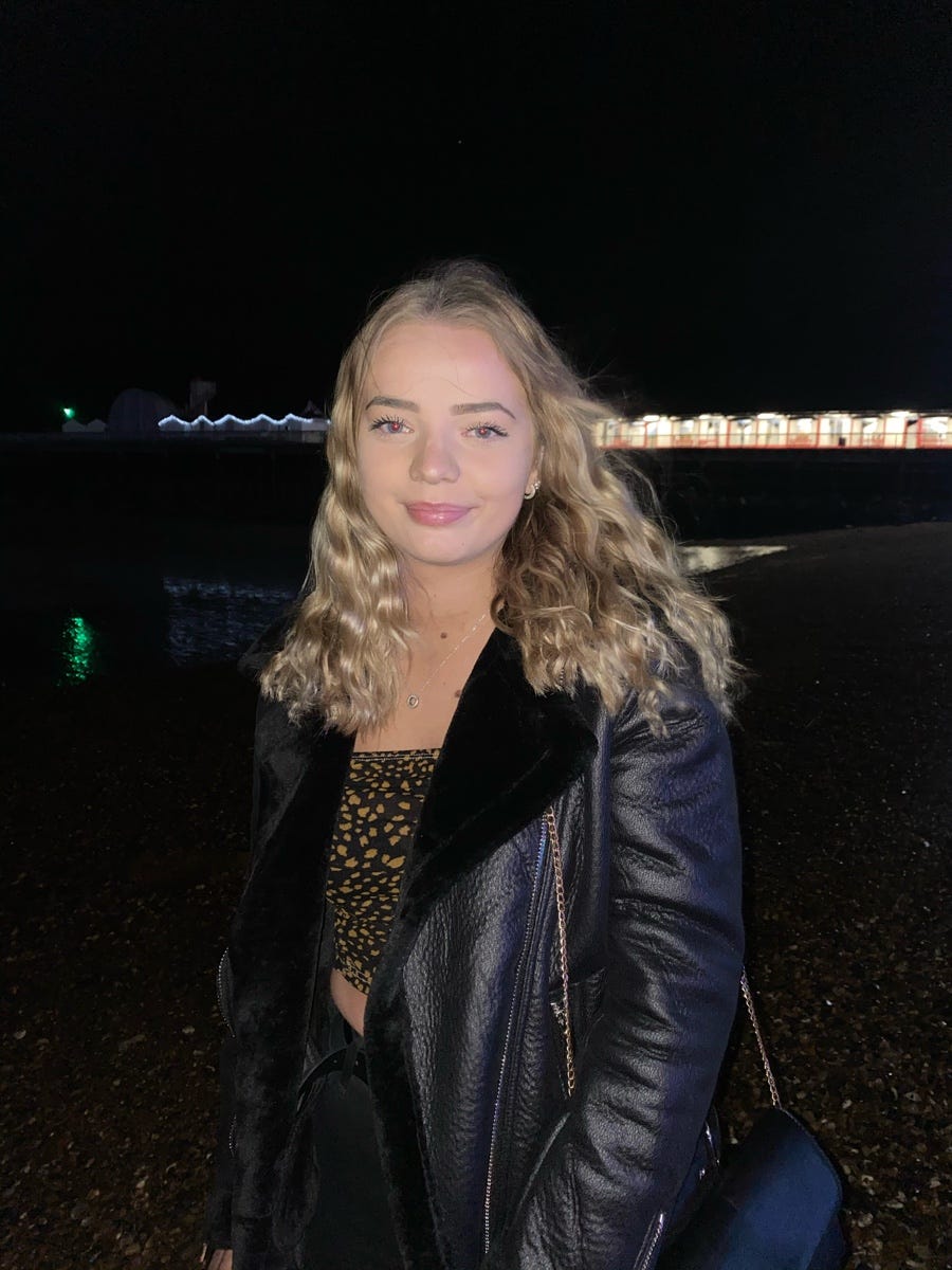 Ellie Clark – Medium