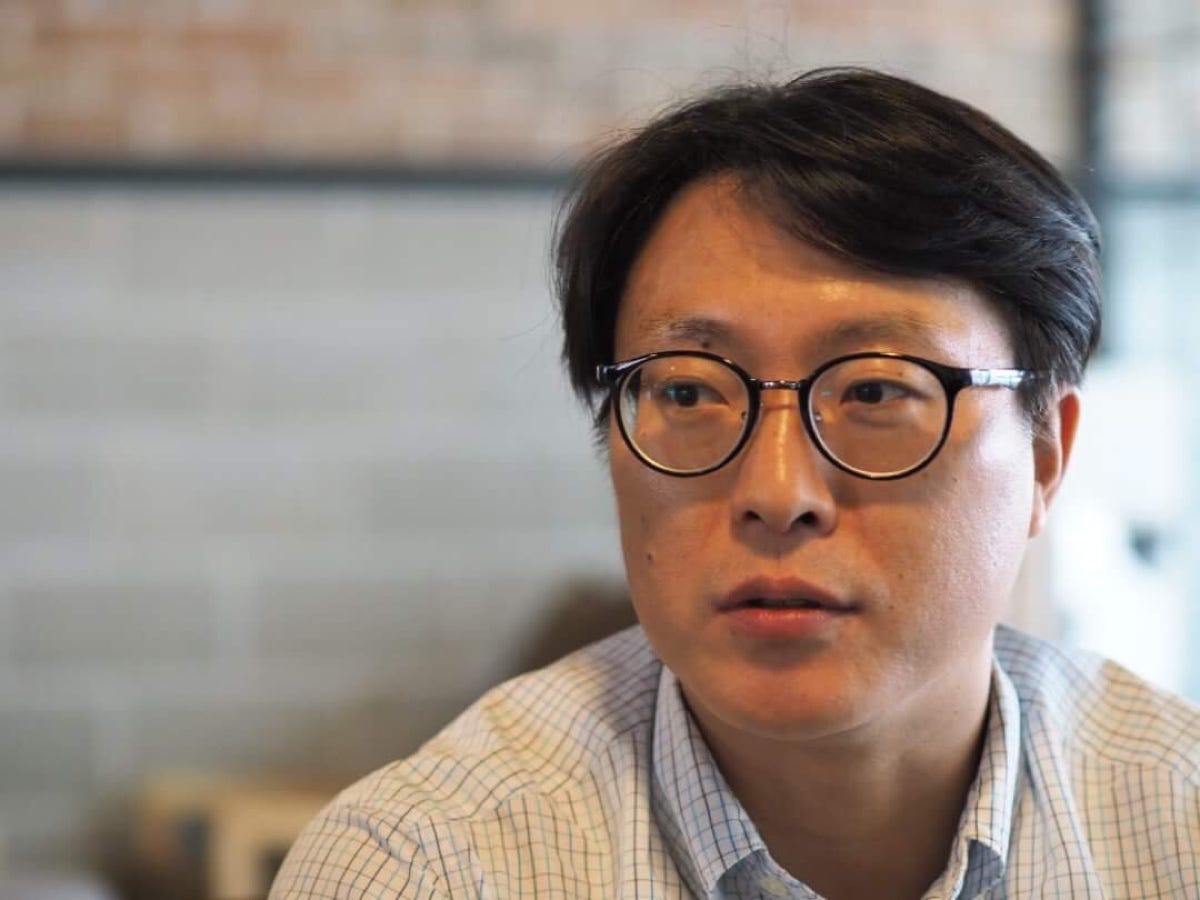 Sungkyu Lee – Medium