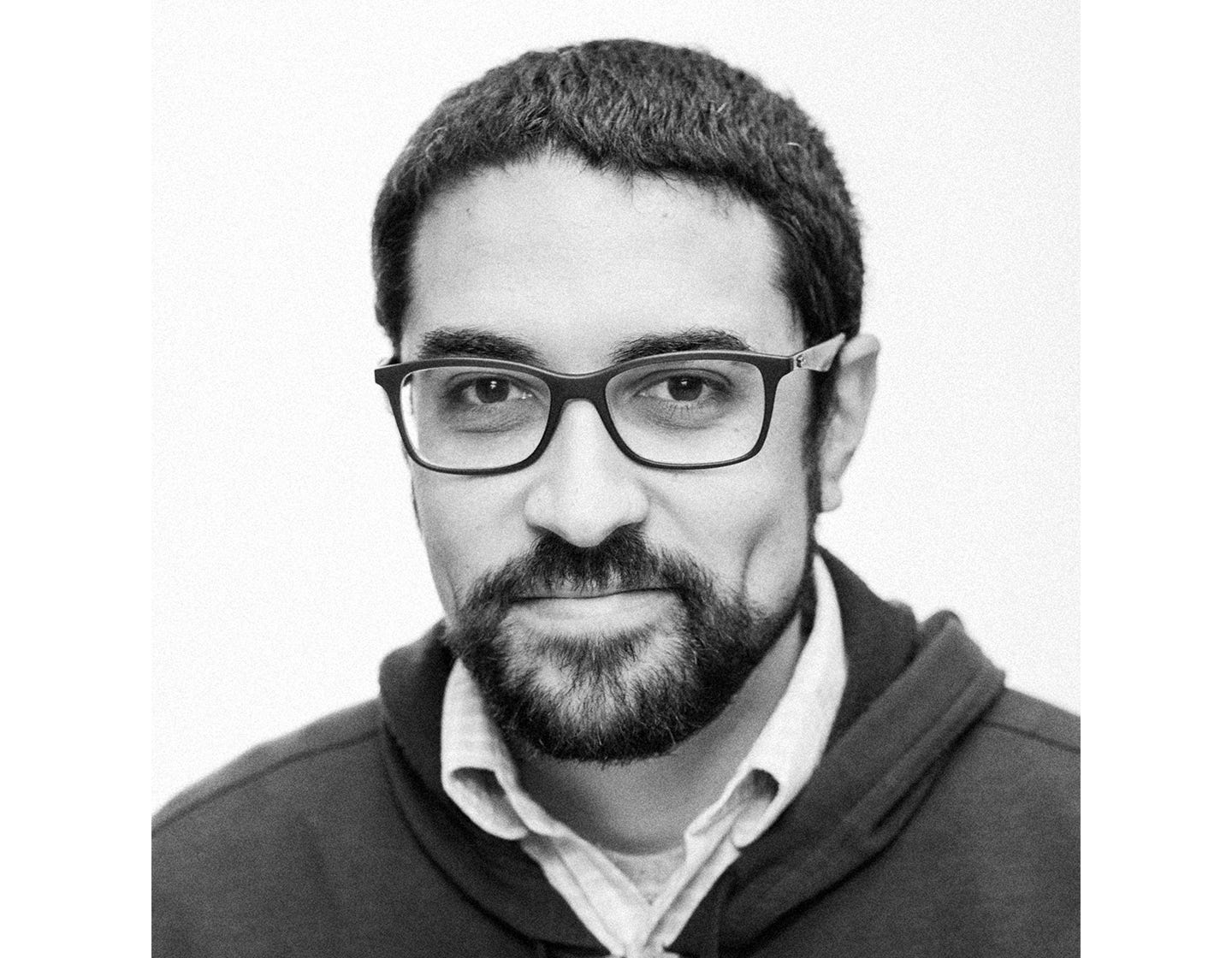 Tony Nunes – Medium