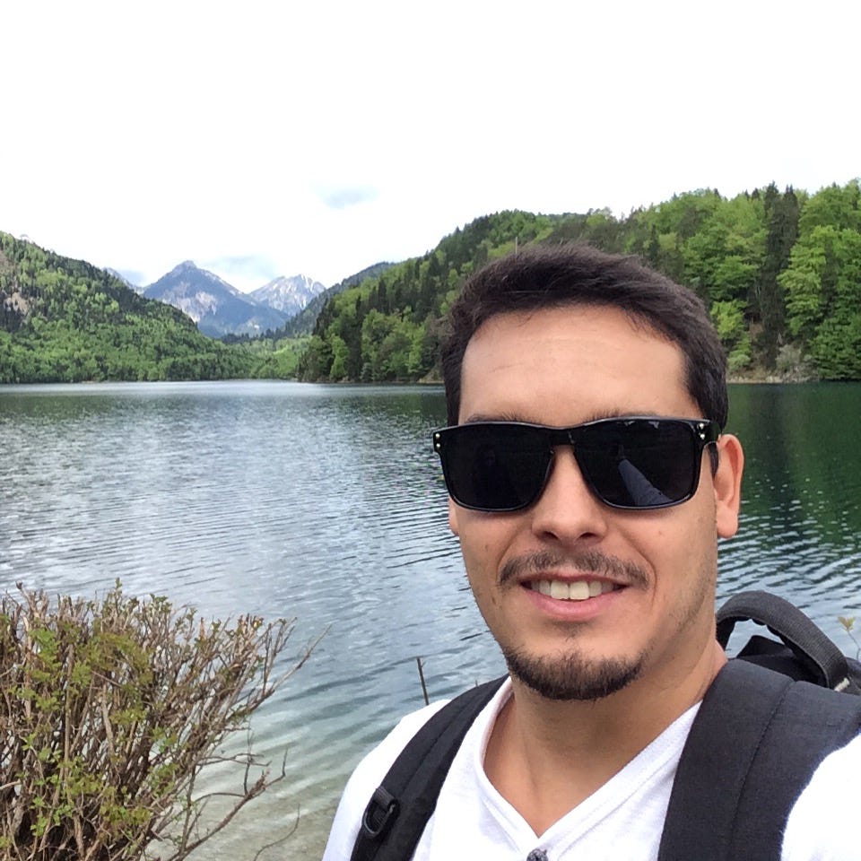 About – Rodrigo Pinto – Medium