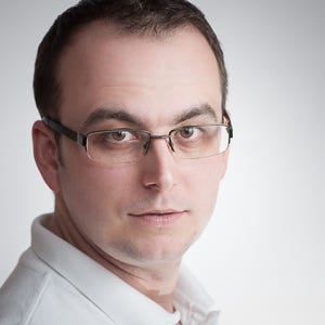 Roman Pavlík – Medium