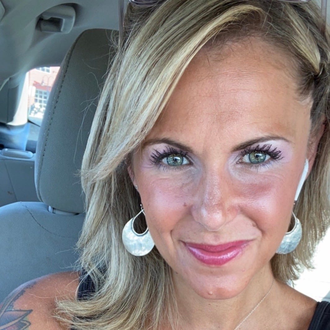 Nicki Snyder – Medium