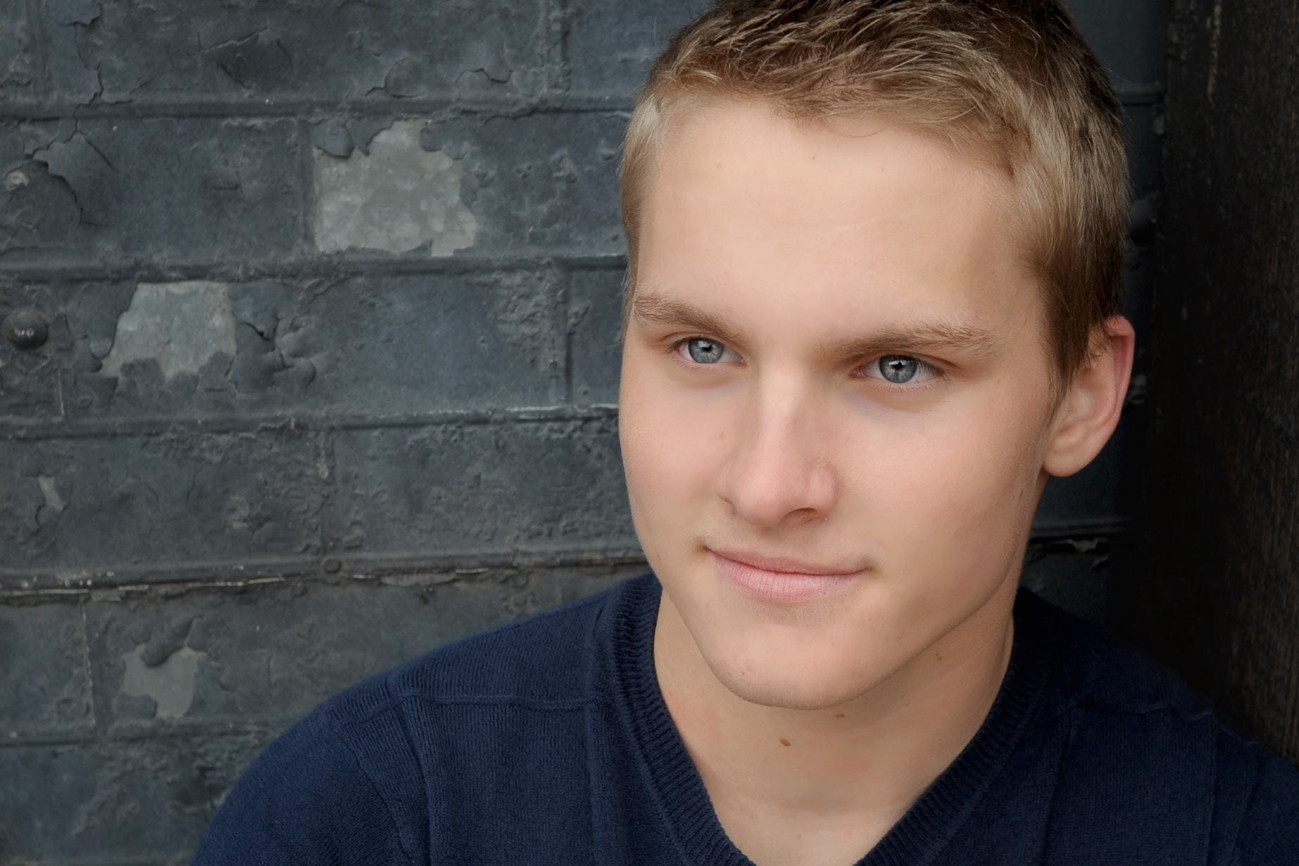 Connor Van Ooyen – Medium