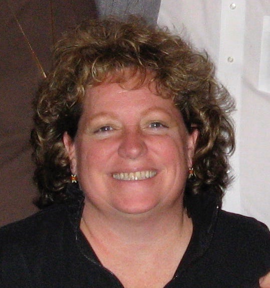 About – Maureen Murphy – Medium