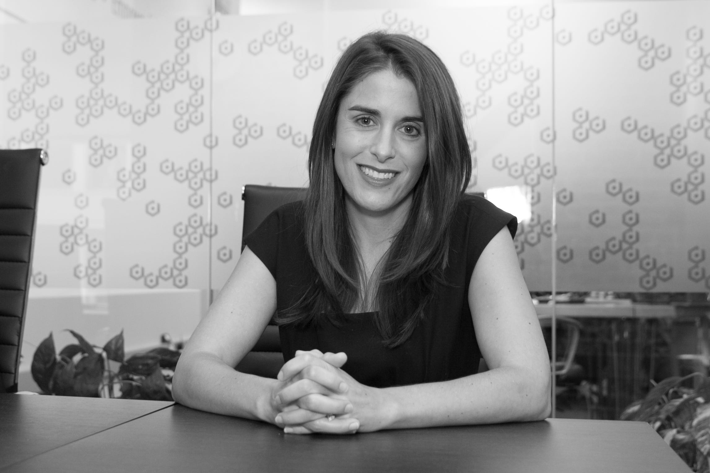 Erica Brescia – Medium