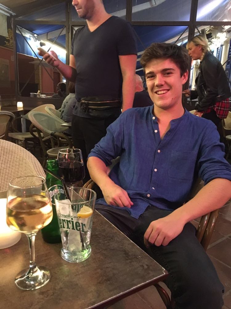 Tom Lambert – Medium