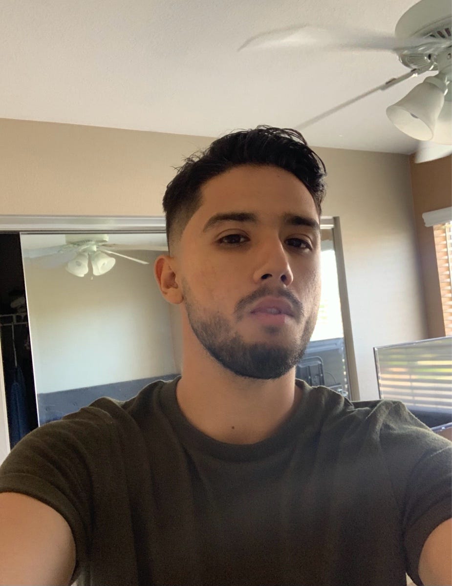 Alan Torres – Medium