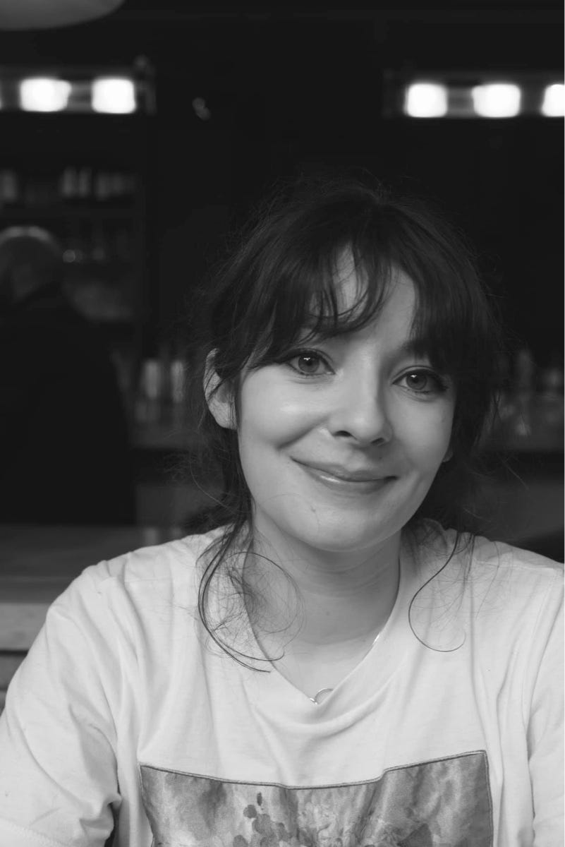 Clara Grace – Medium