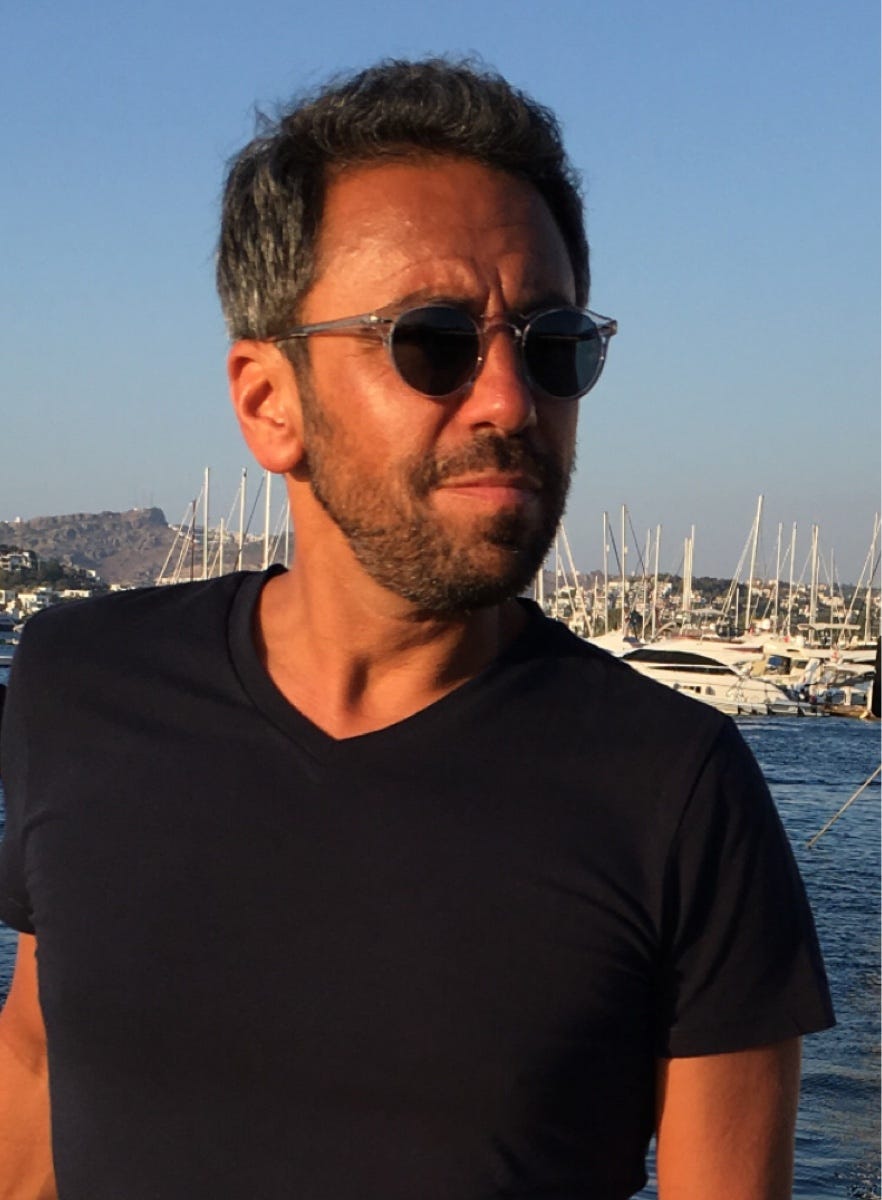 Mustafa Sener – Medium
