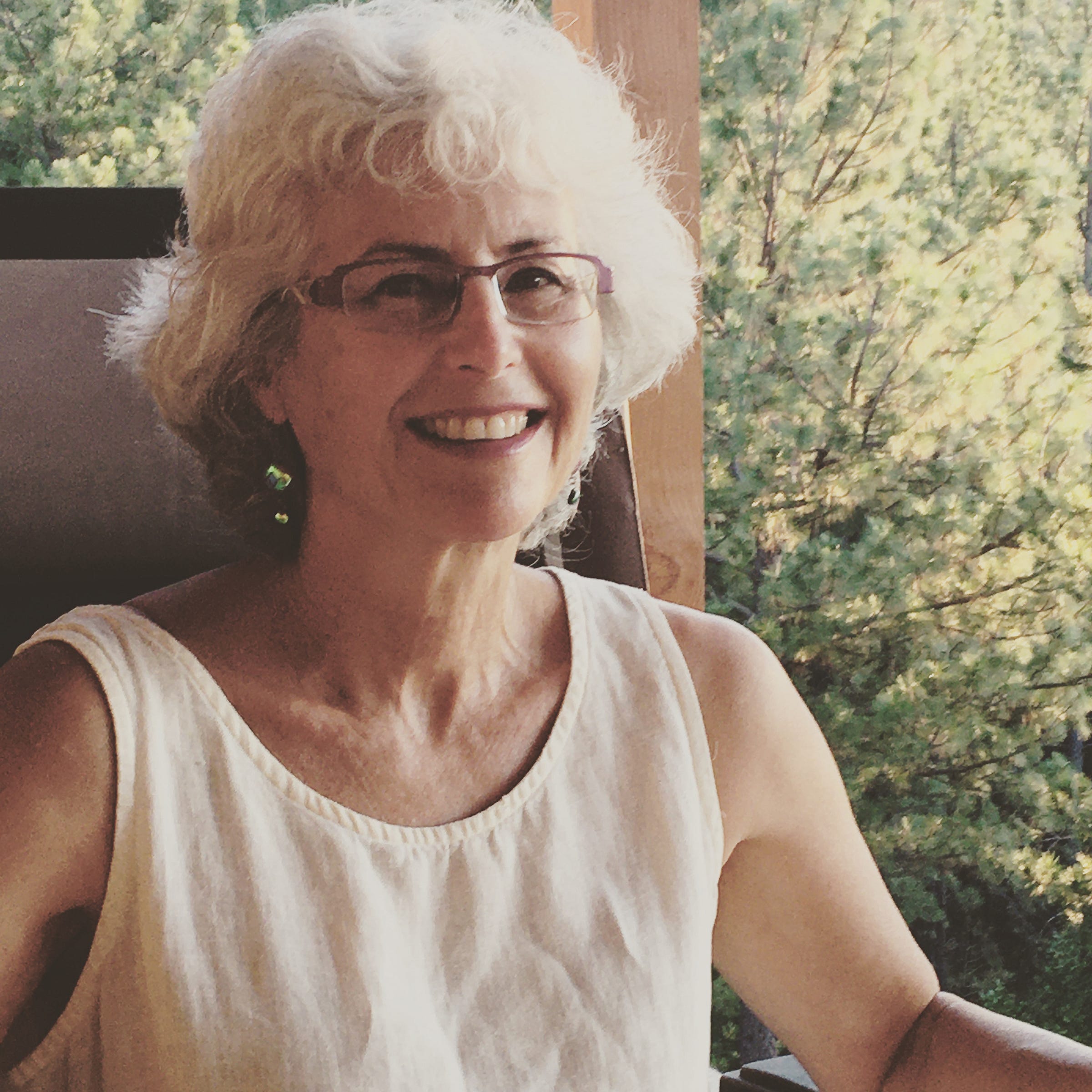 Laurie Barkin – Medium