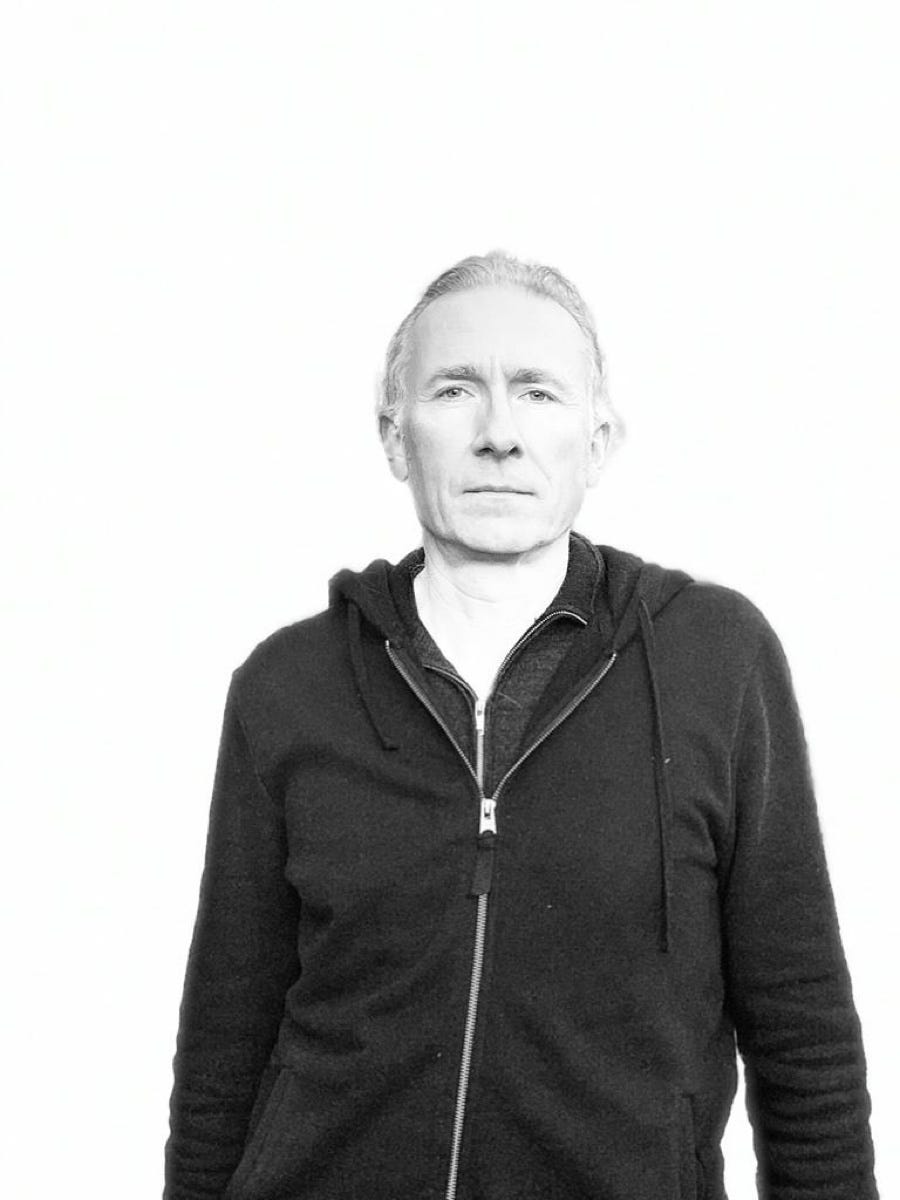 Cian Hughes – Medium