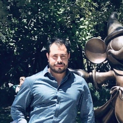 Luis Marchani – Medium