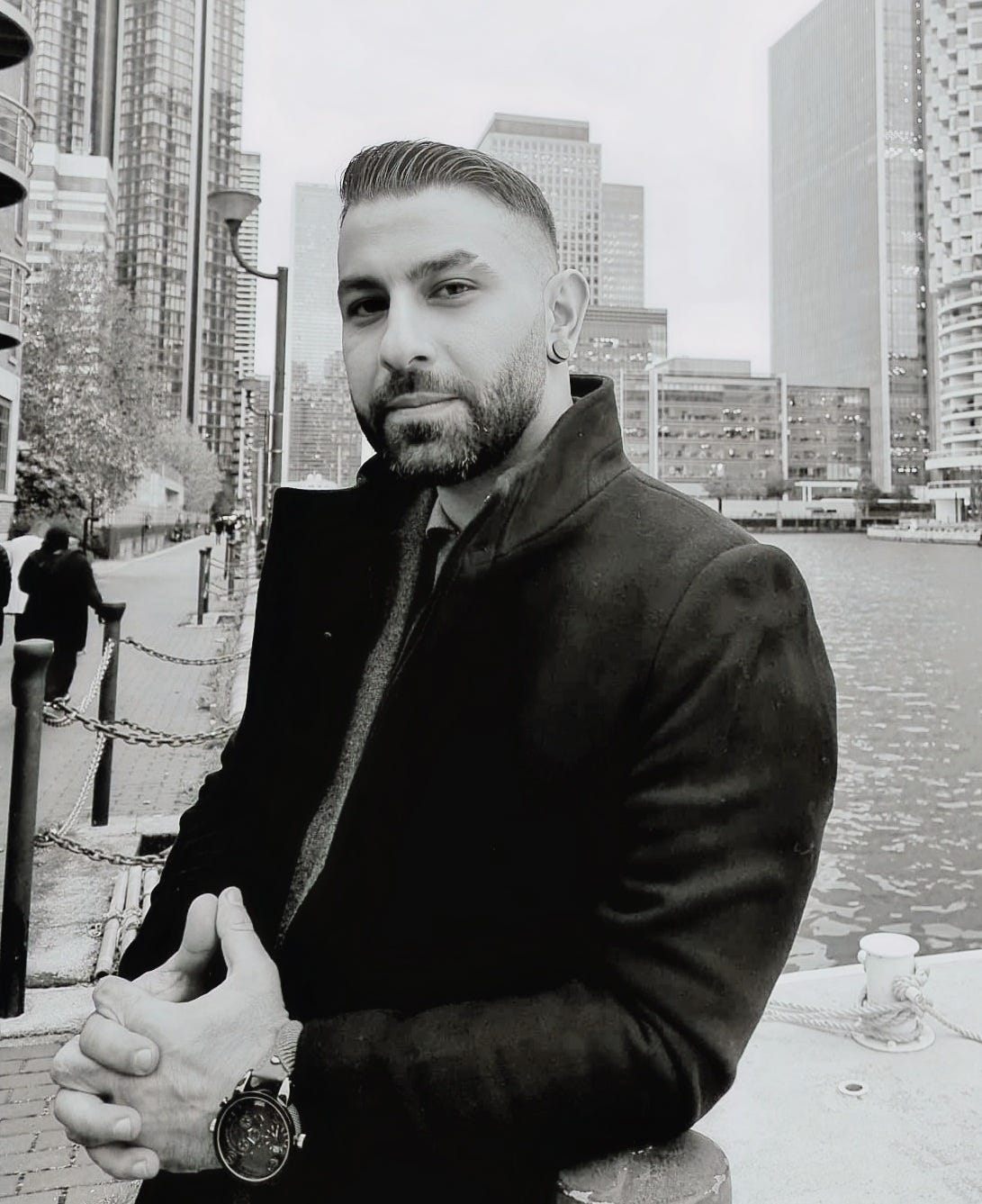 Eyyup Sefi – Medium