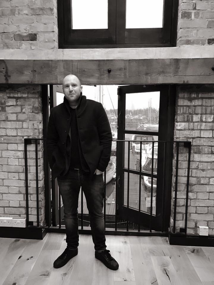 Daniel Stephenson – Medium