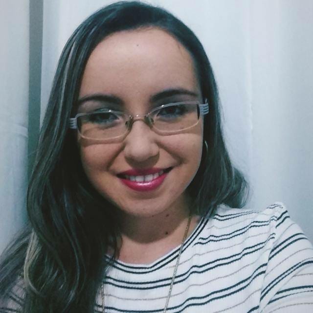 Flávia Werneck – Medium