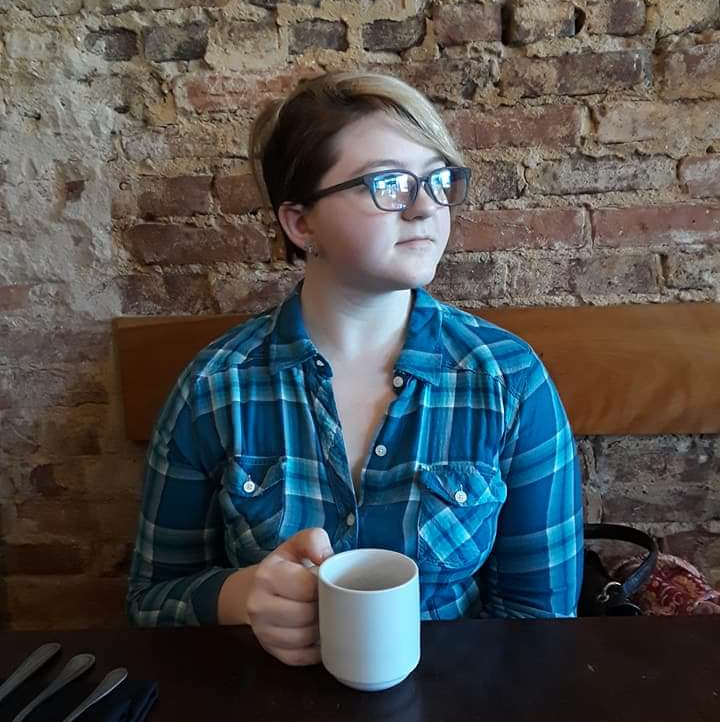 Chloe Roy – Medium