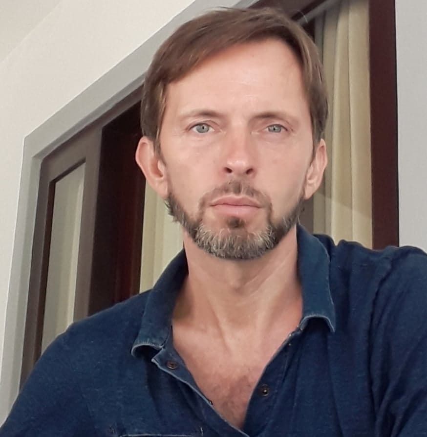 Wayne Duckworth – Medium
