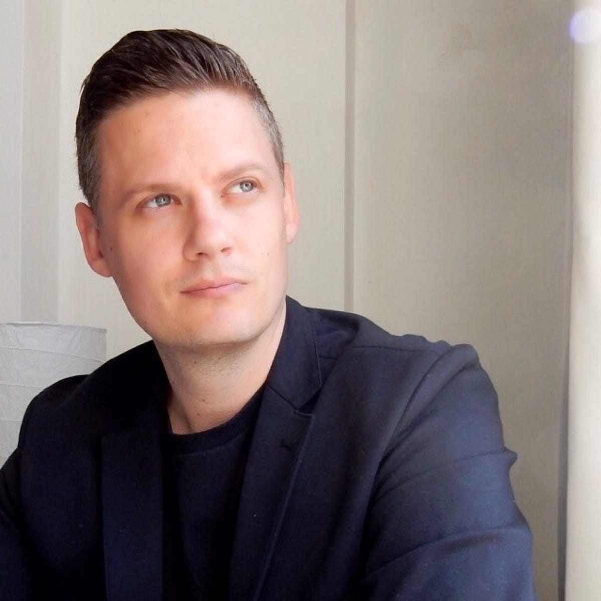 Andrew Hamilton – Medium