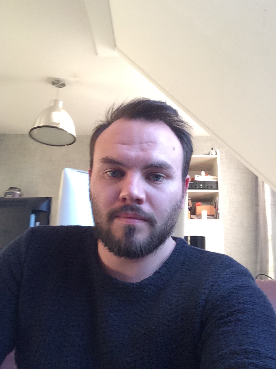 Alex Burg – Medium