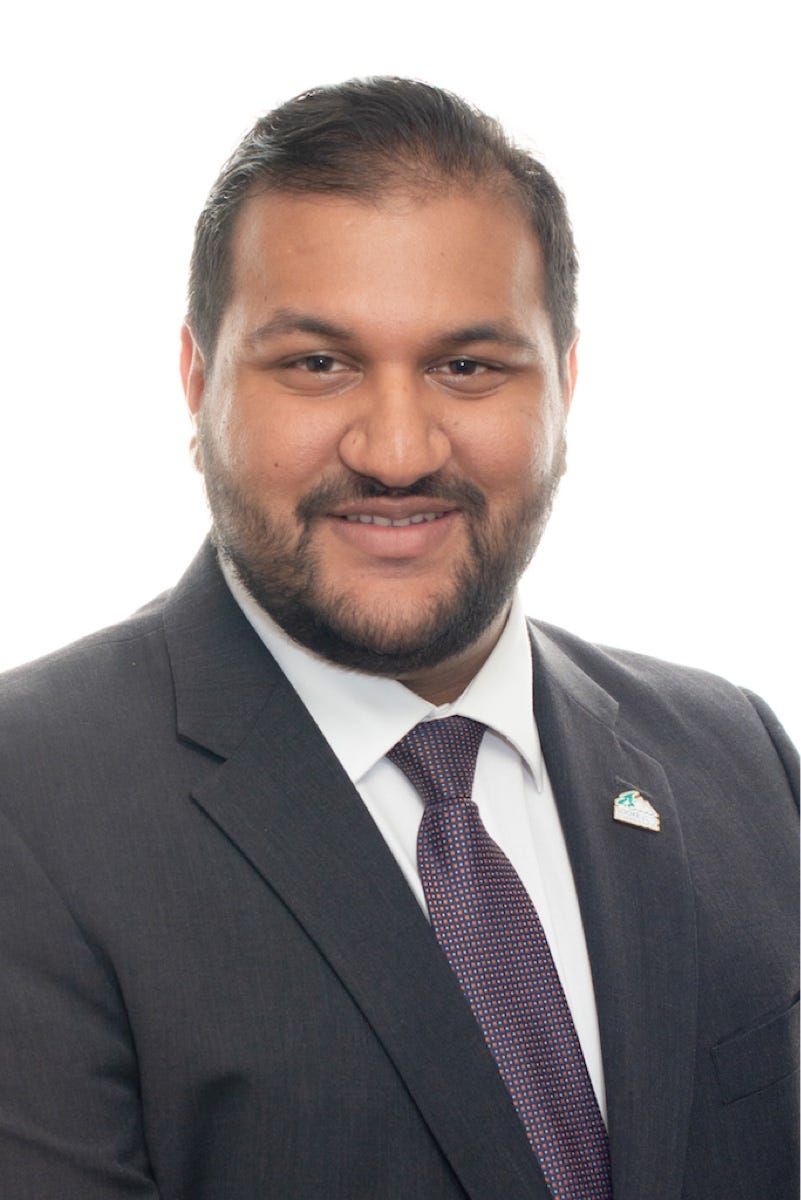 Ravi Parmar – Medium