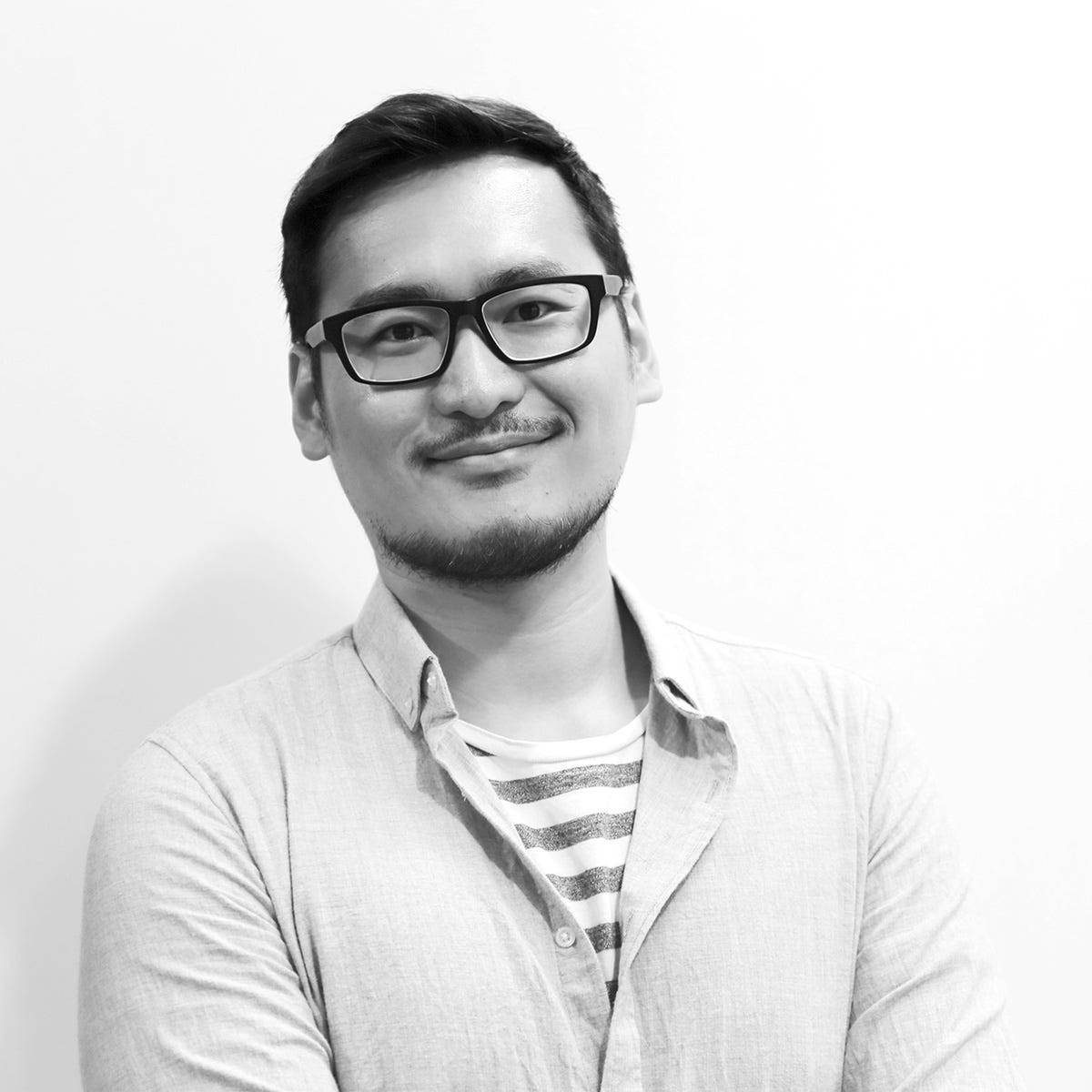 Atlas Lim – Medium