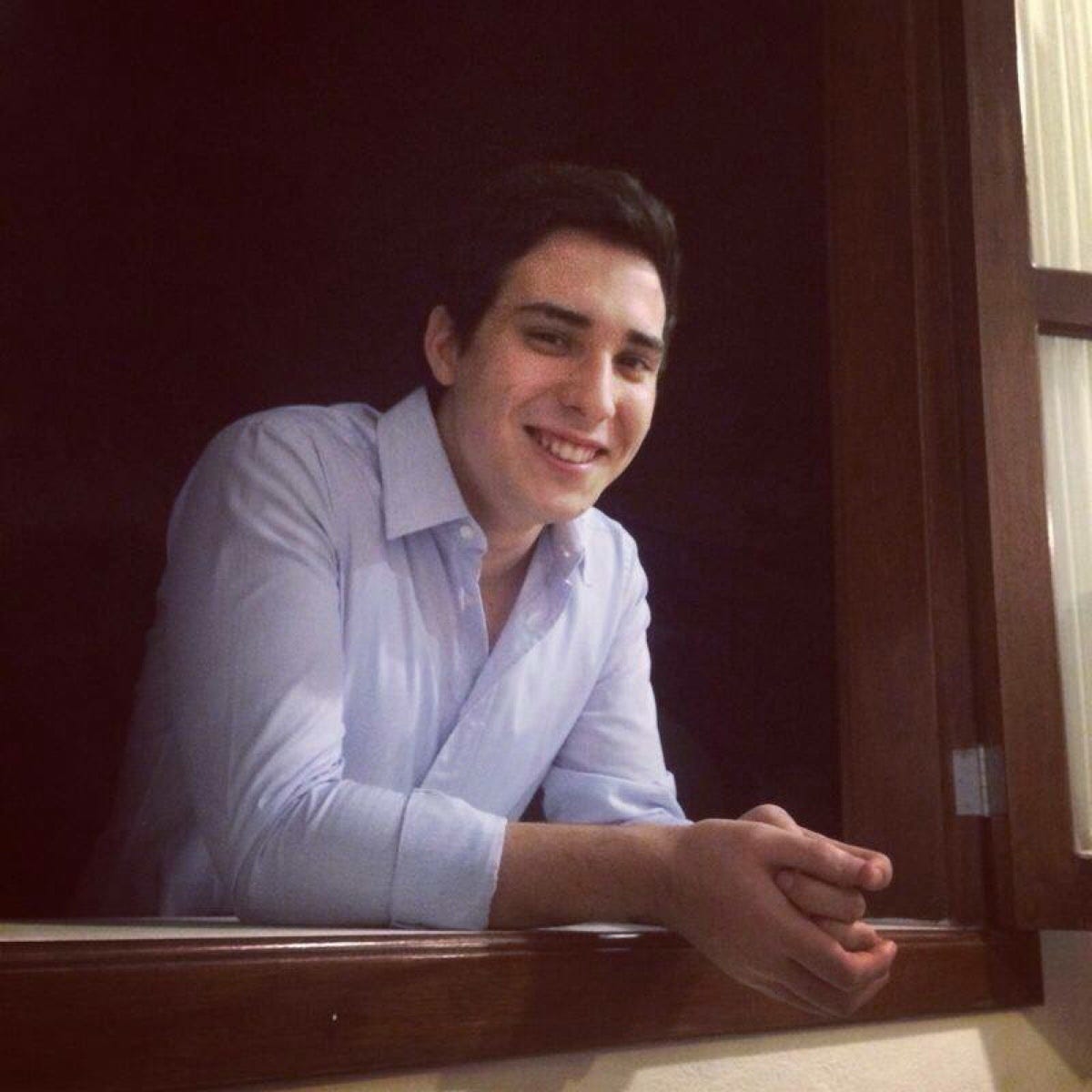 Roberto Franco – Medium