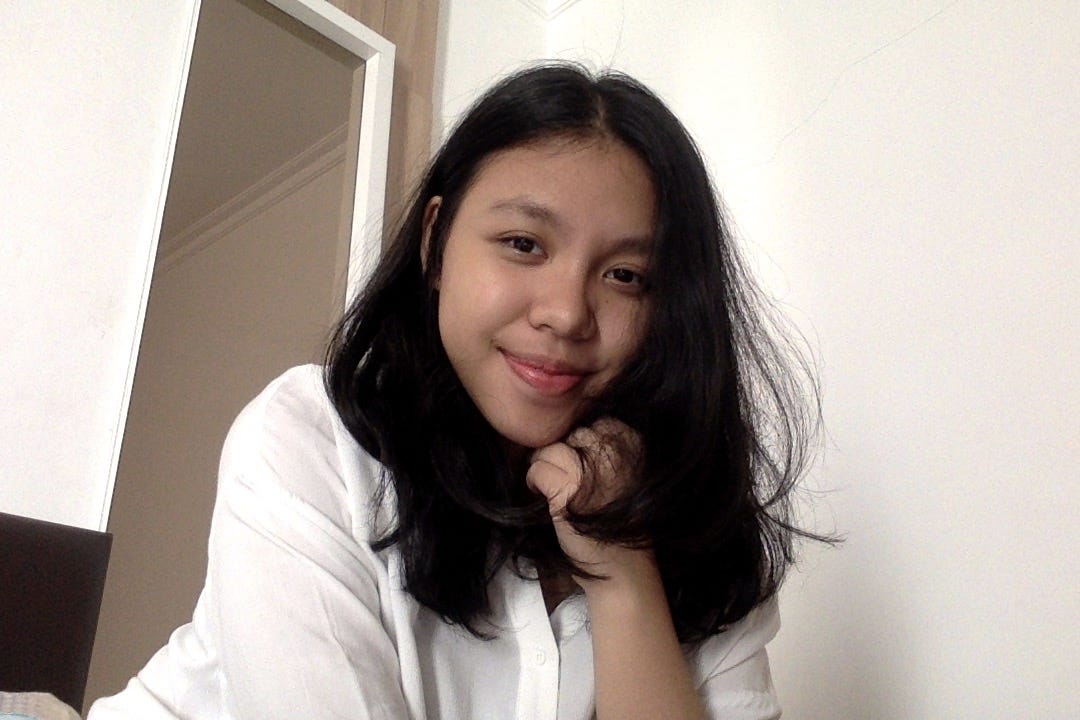 People following Jeihan