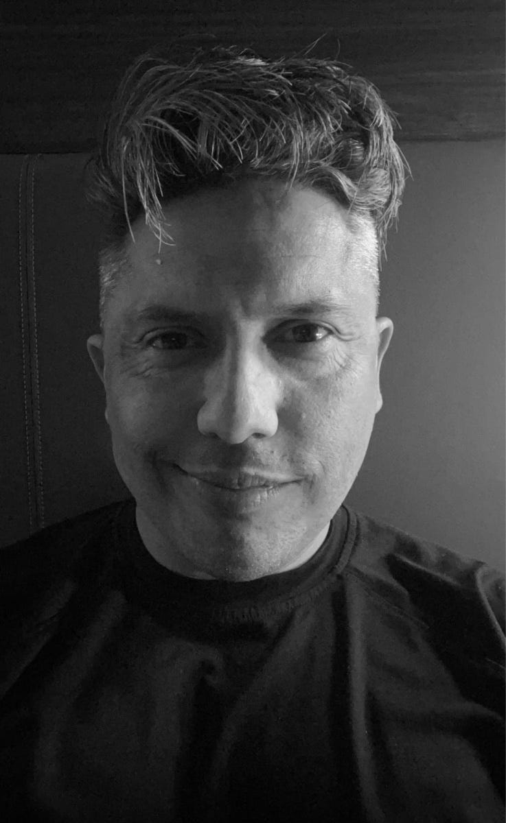 Ruben Lara Medium