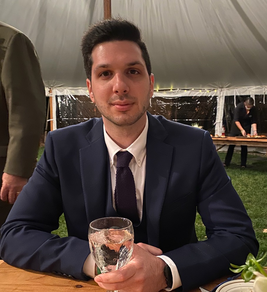 Stephen Avino – Medium